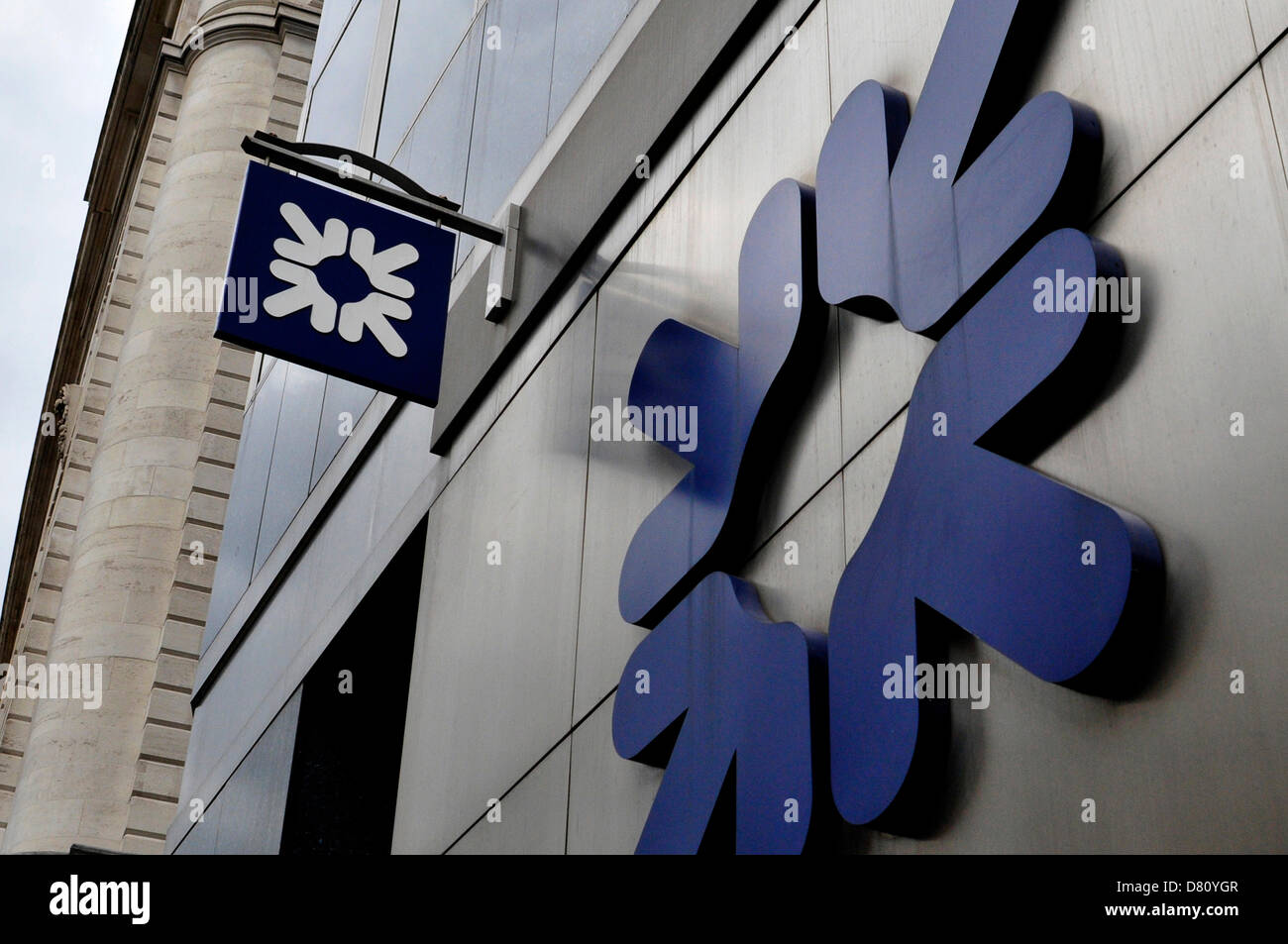 A sign of royal bank of scotland hi-res stock photography and images ...