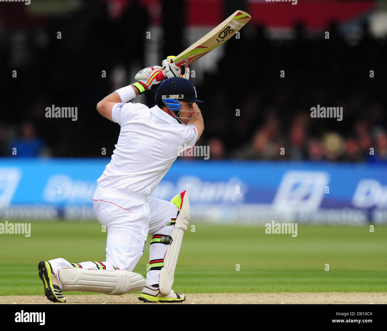 Cricket lord's bell hi-res stock photography and images - Alamy