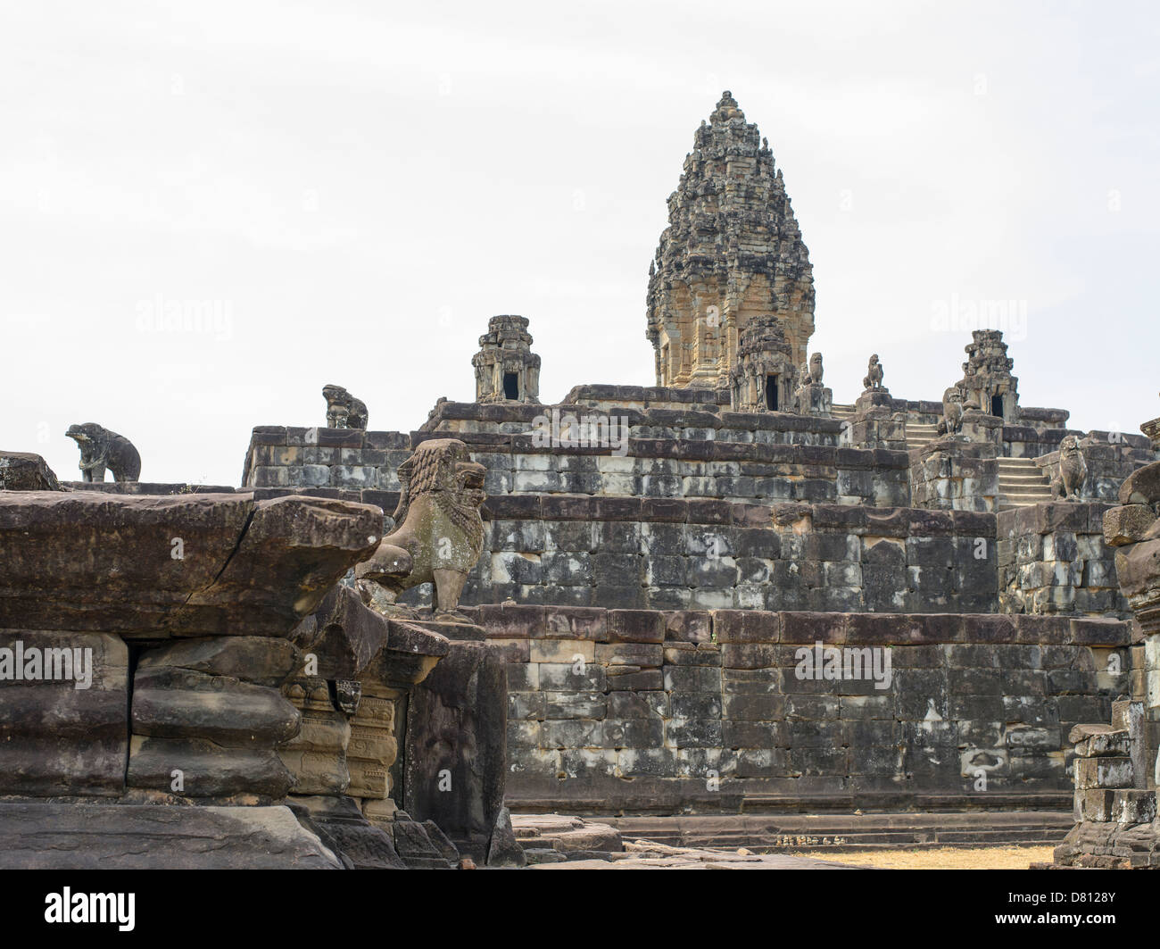 Bakong. Angkor Archaeological Park. Siem Reap. Cambodia Stock Photo - Alamy