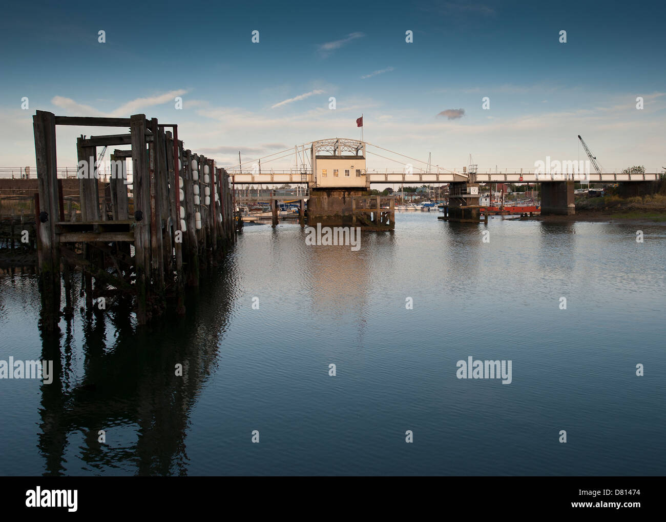 River barge train dock hi-res stock photography and images - Alamy