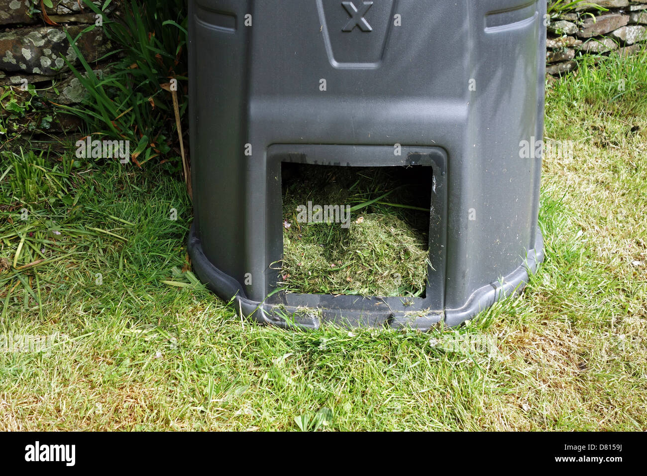 A compost bin Stock Photo - Alamy