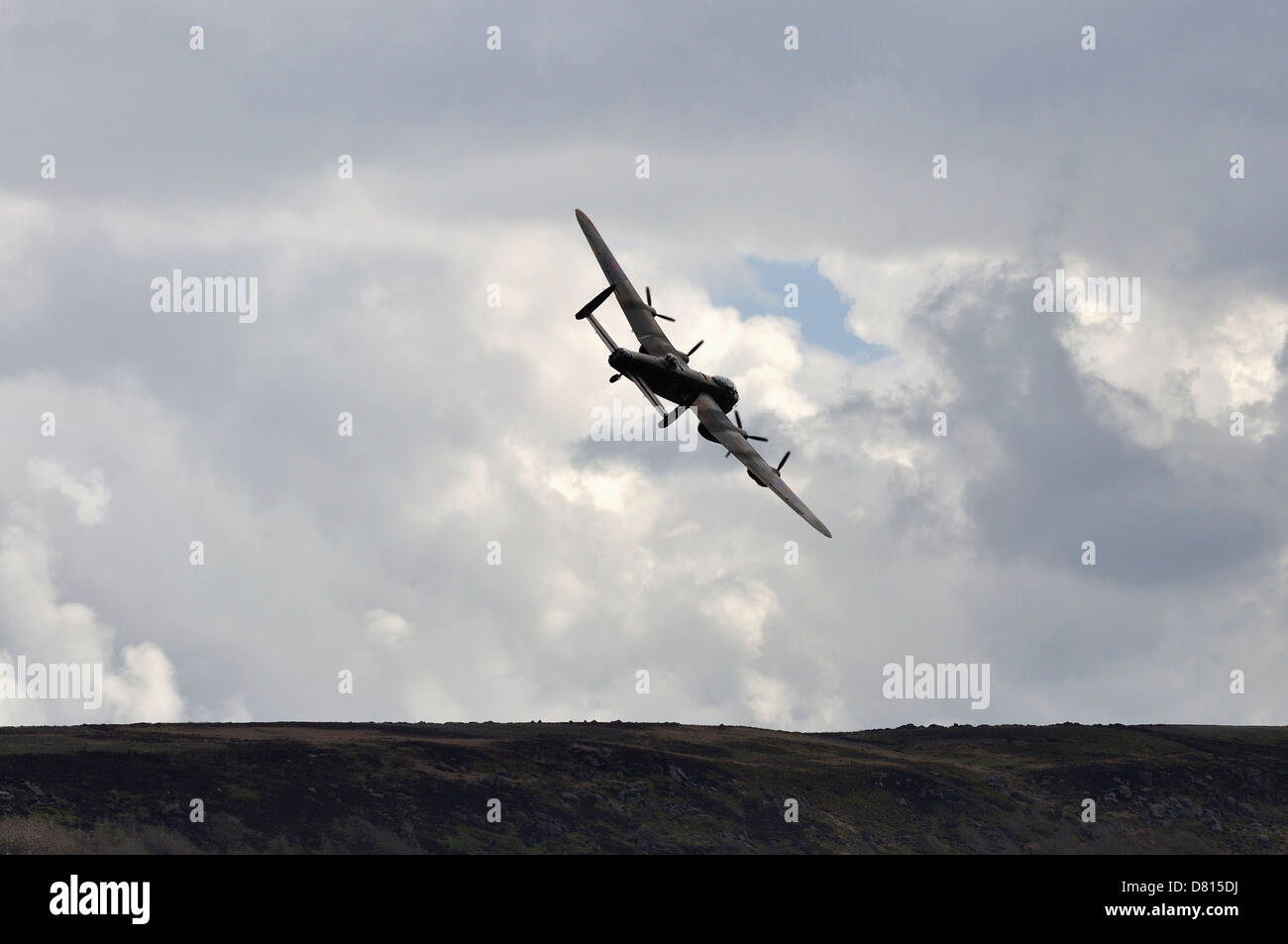 Lancaster bomber dambuster hi-res stock photography and images - Alamy
