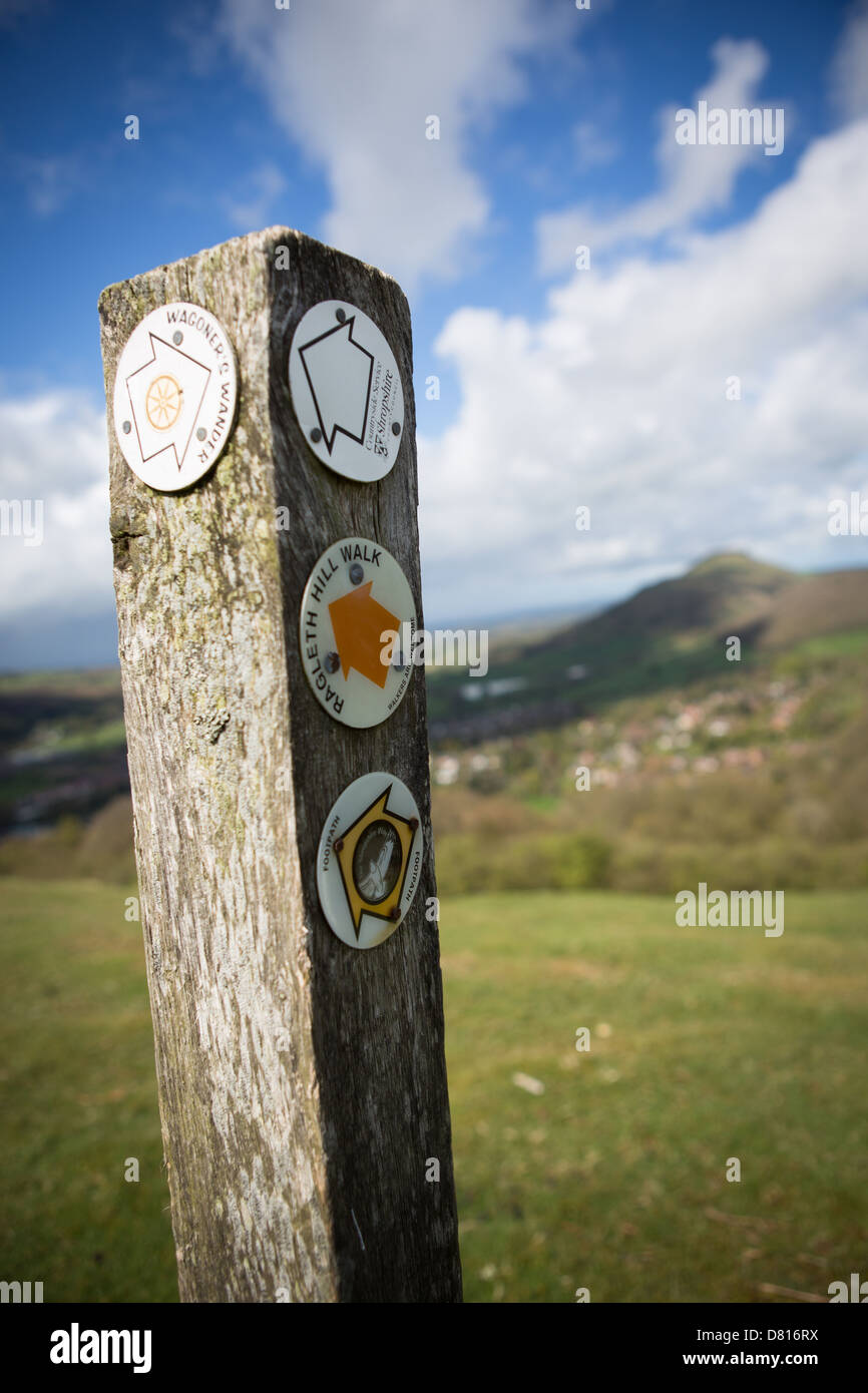 Signpost for walkers in countryside Stock Photo - Alamy