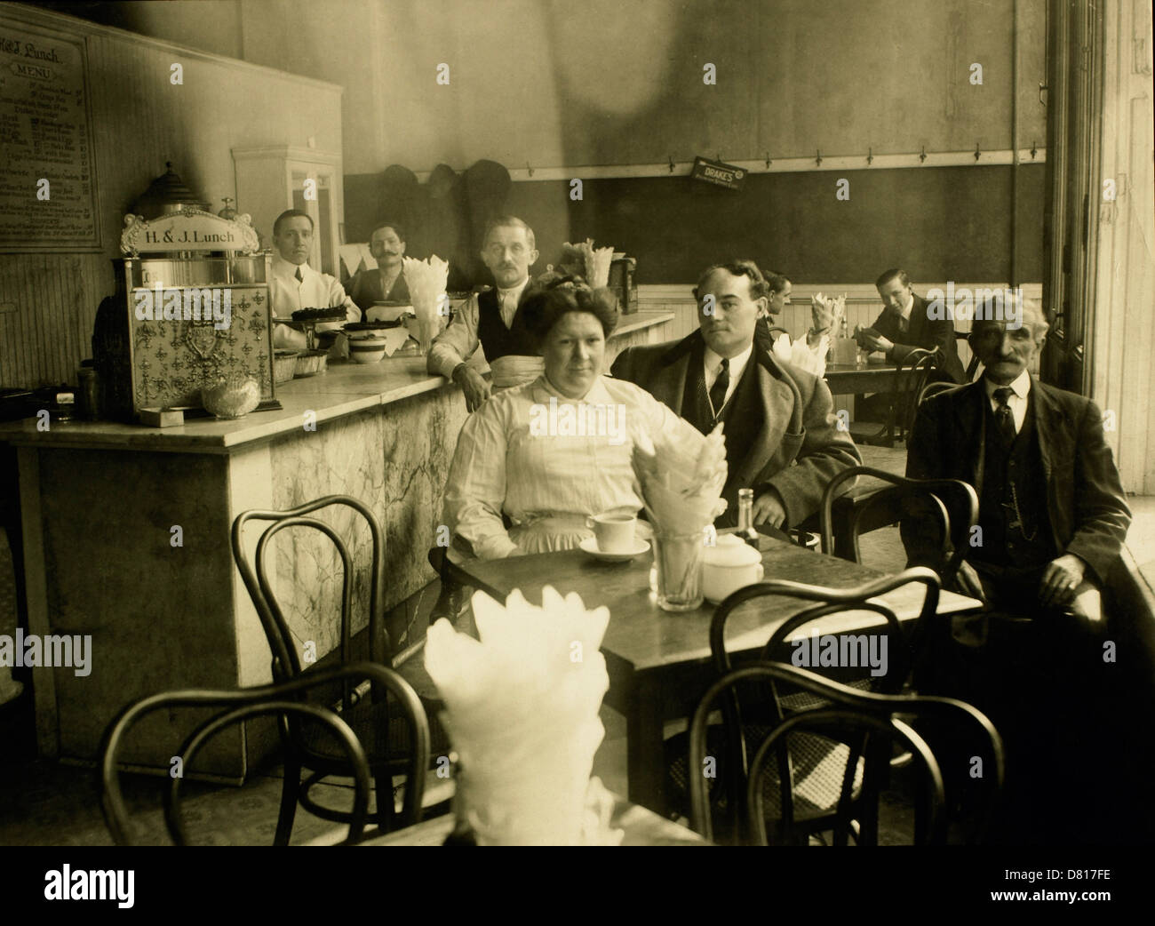 Vintage Restaurant High Resolution Stock Photography and Images - Alamy