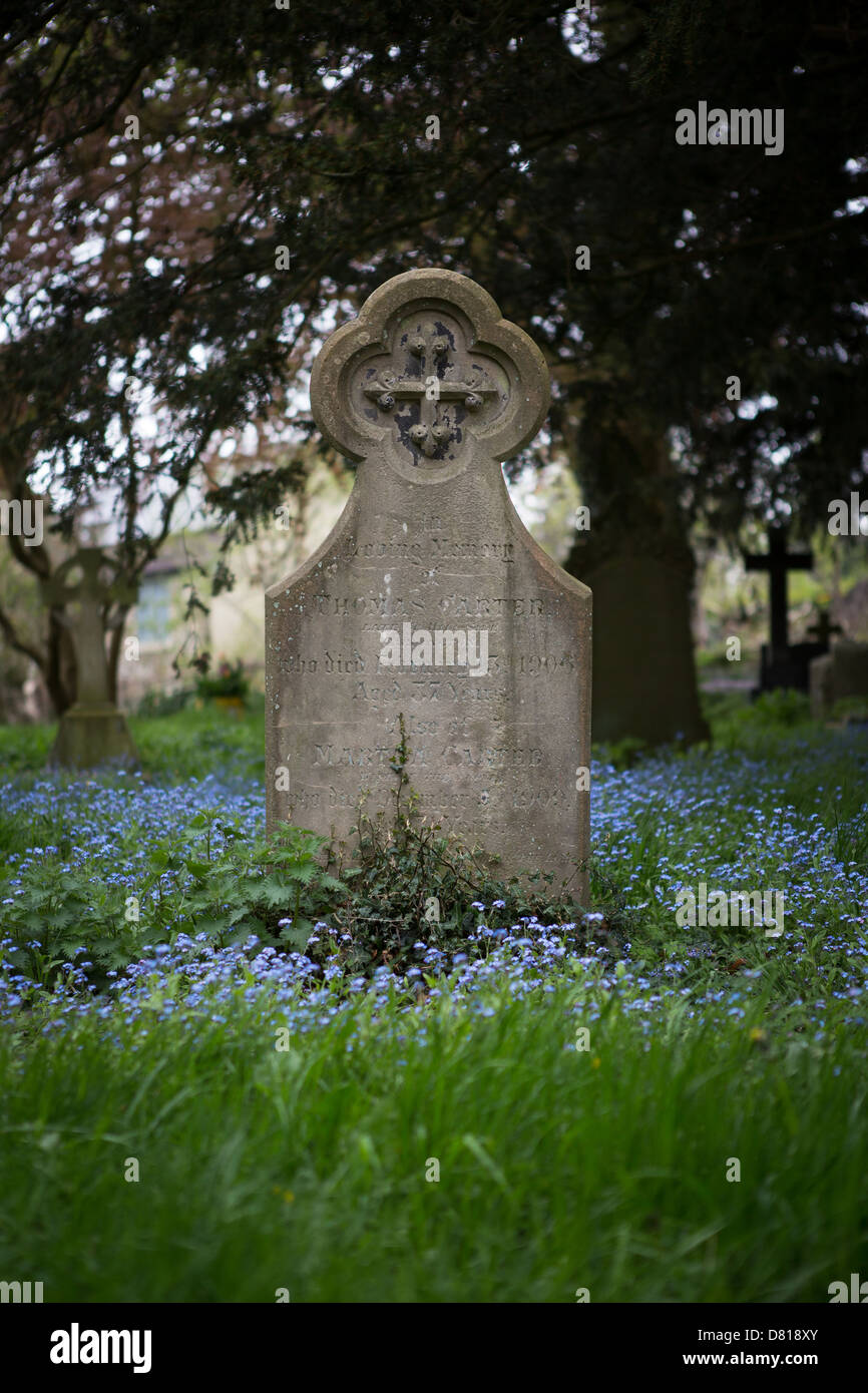 Pretty Gravestone With Flowers