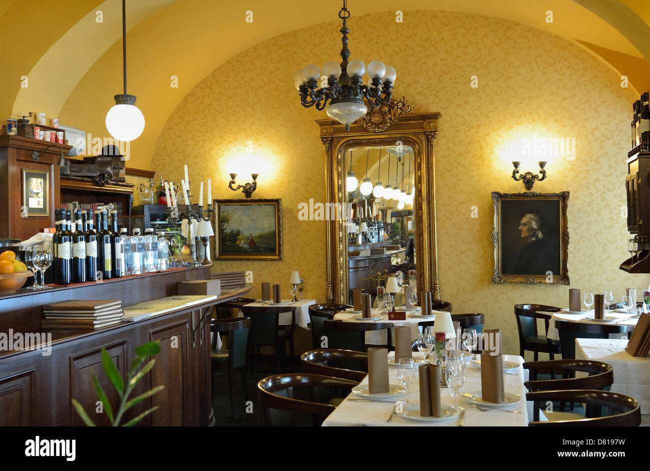 Strudel house budapest hi-res stock photography and images - Alamy