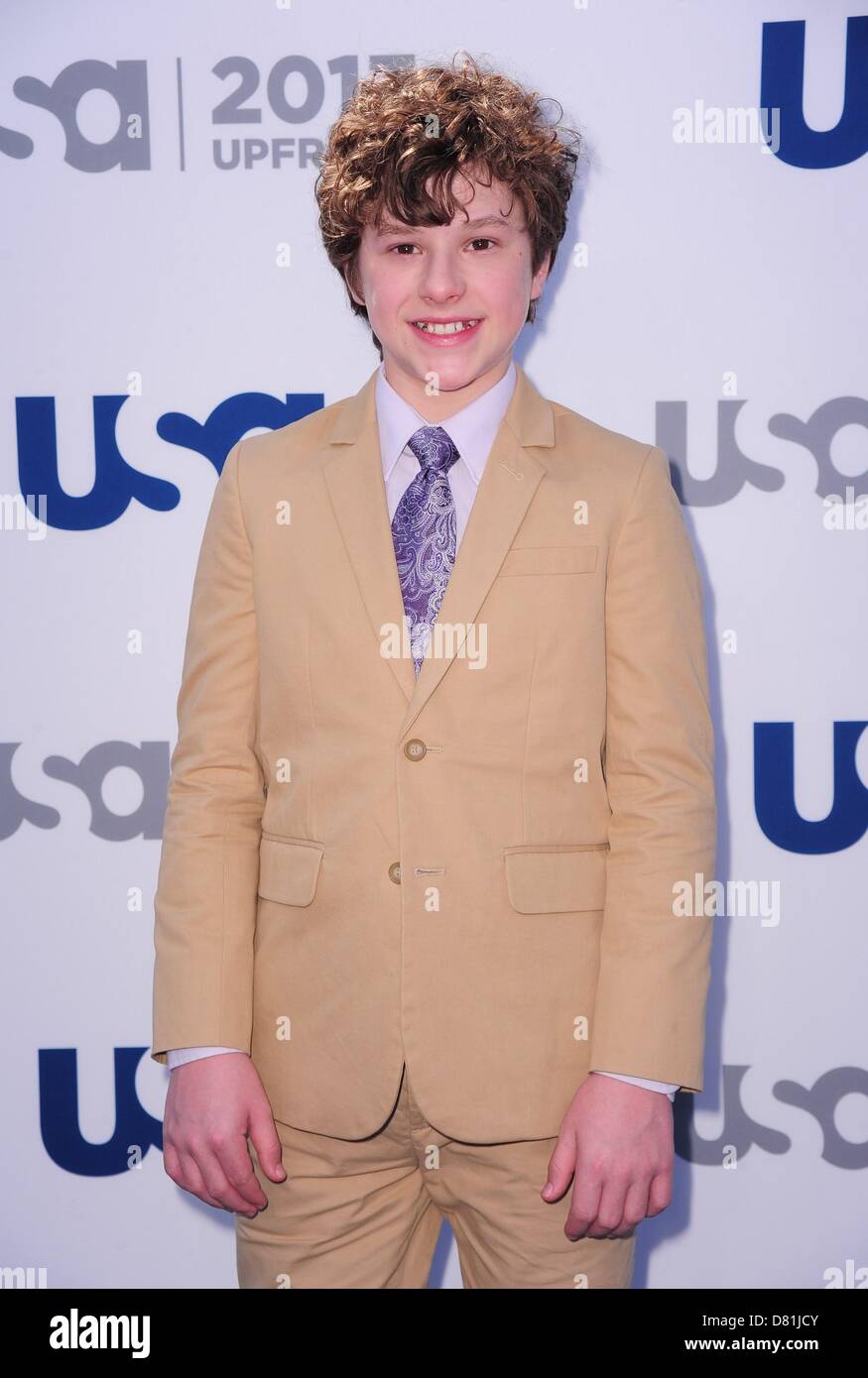 Nolan Gould 2013 SOFIA VERGARA, NOLAN GOULD – BeautifulBallad