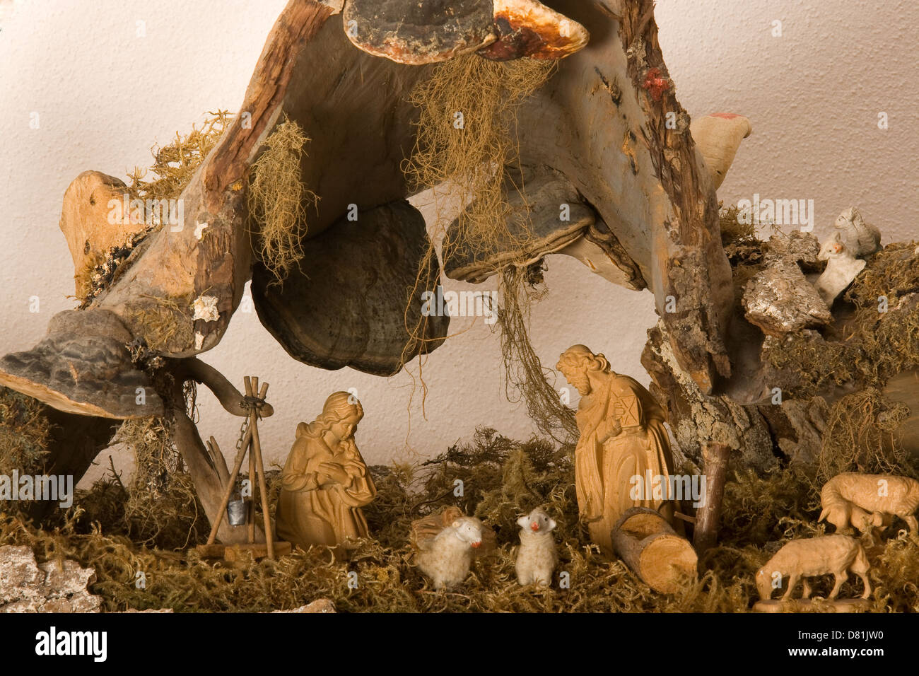 Nativity scene sheep hi-res stock photography and images - Alamy