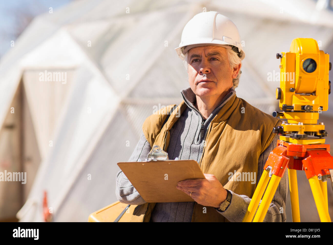 Surveyor hi-res stock photography and images - Alamy