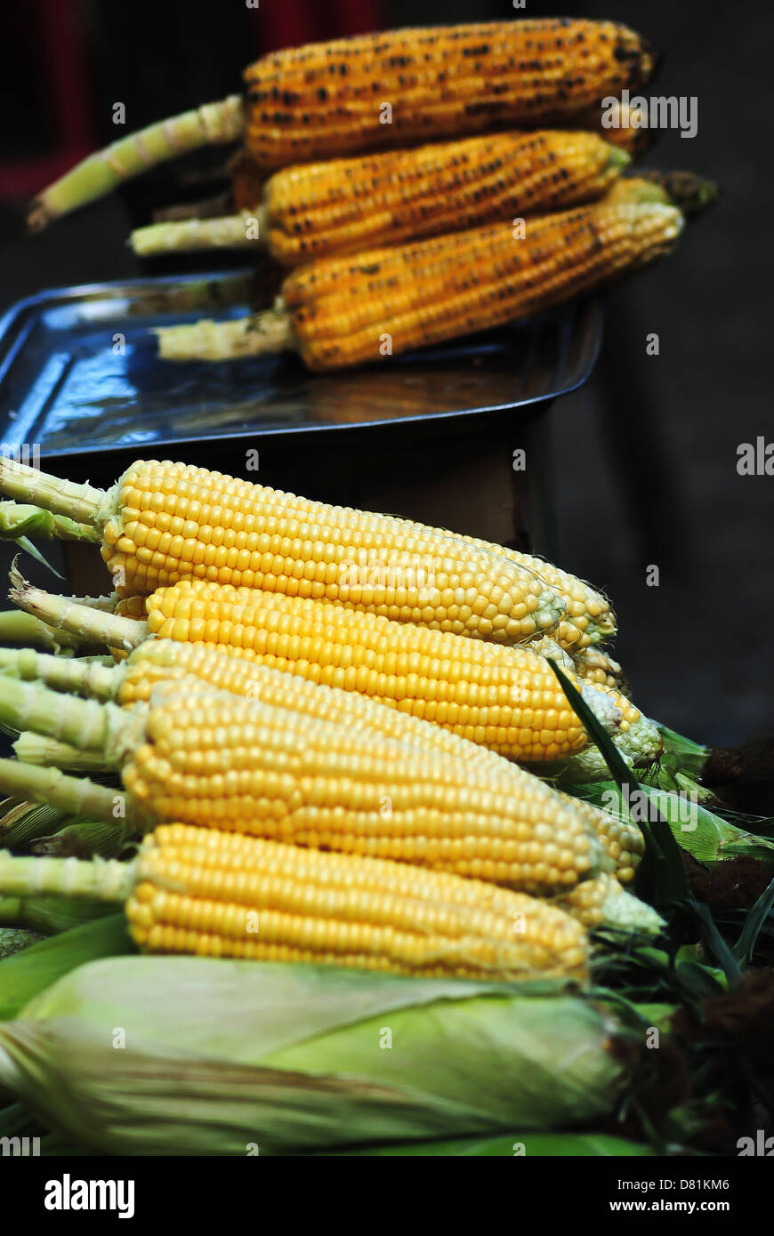 Grilled maize hi-res stock photography and images - Alamy