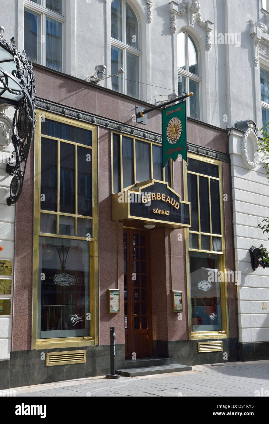 Gerbeaud patisserie hi-res stock photography and images - Alamy