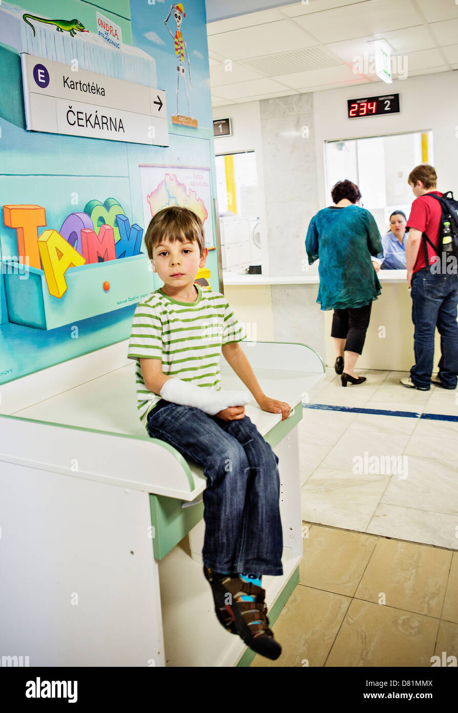 child kid boy accident injury broken bone arm hand plaster treatment ...