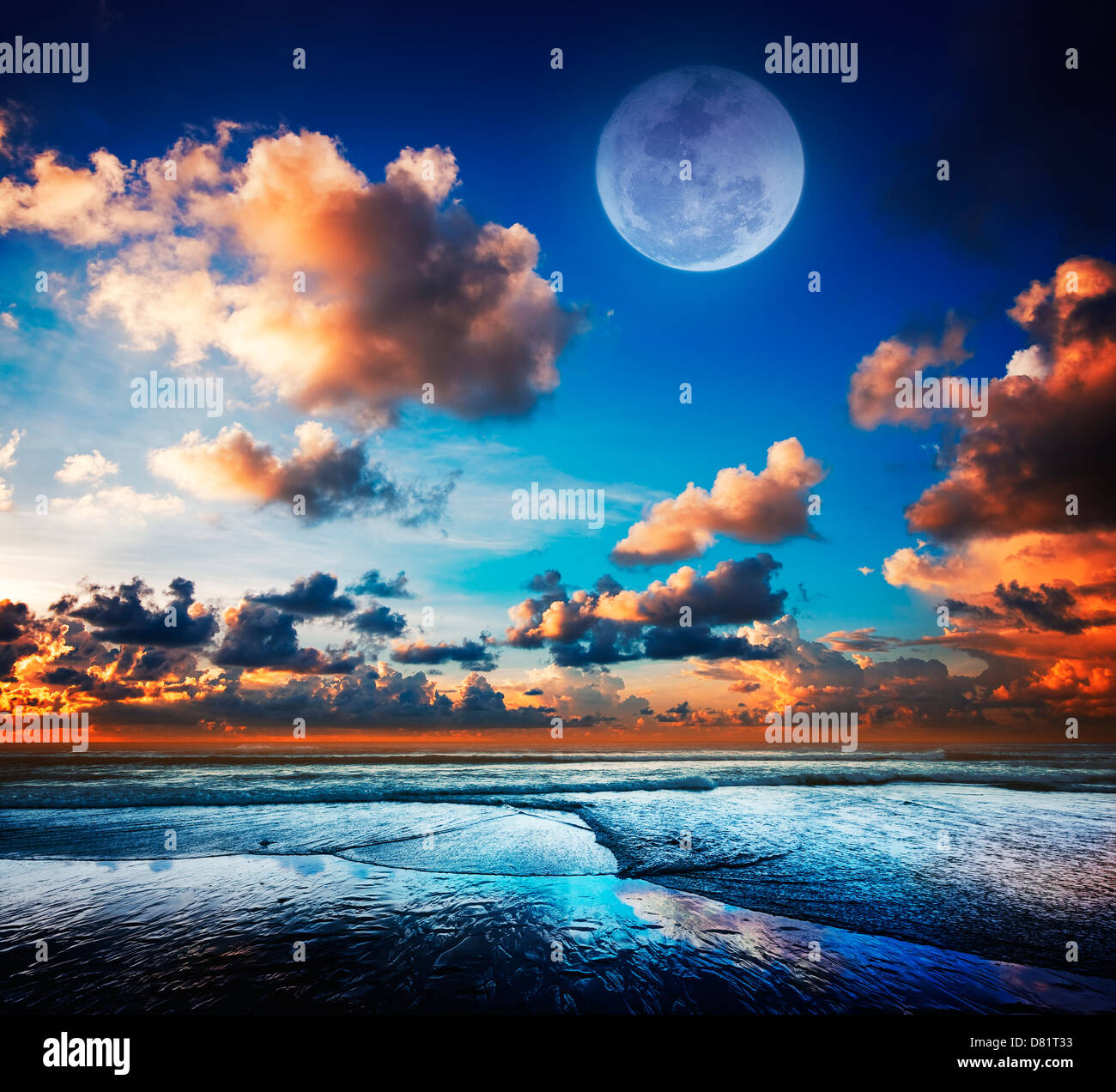 Beach at dawn Stock Photo - Alamy