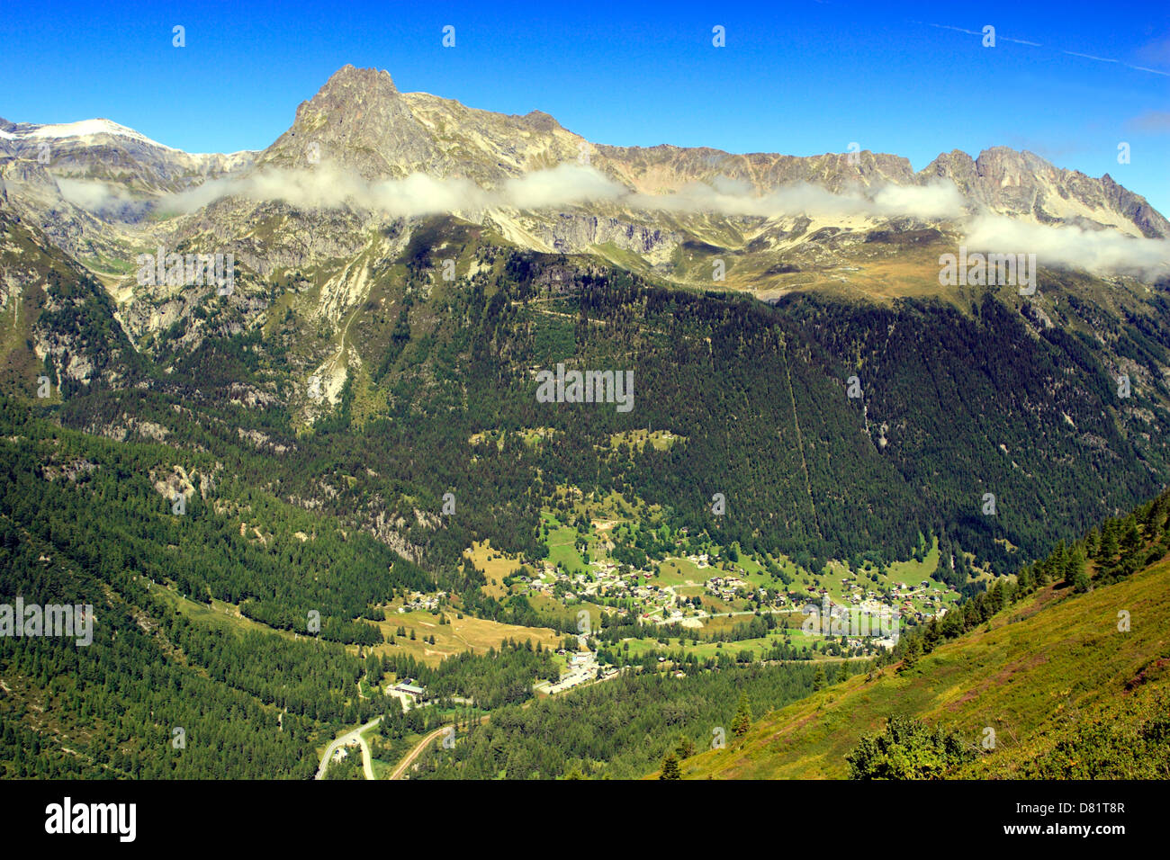 Aiguilles des chamonix hi-res stock photography and images - Alamy