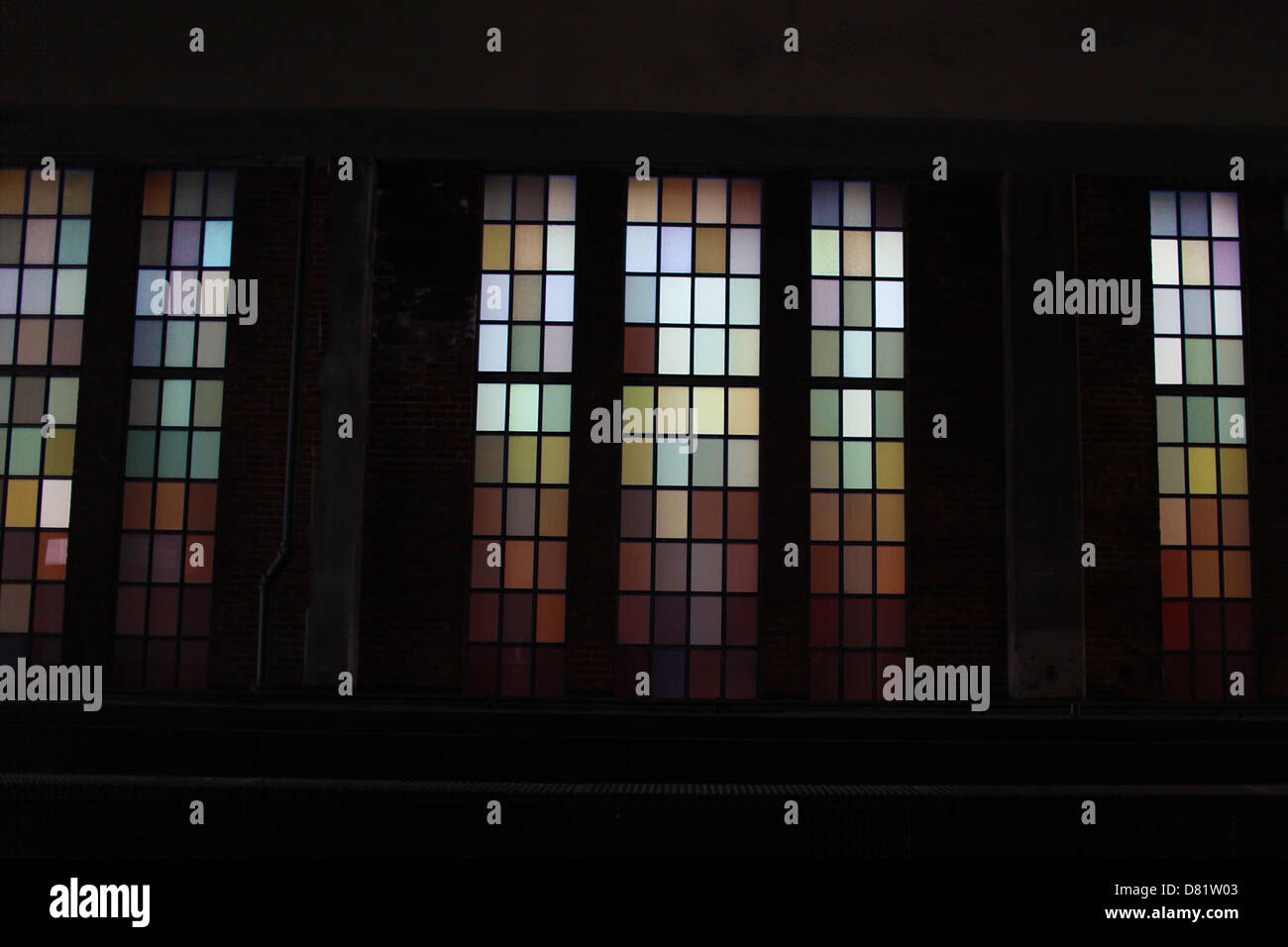 windows on the High line New York Stock Photo - Alamy