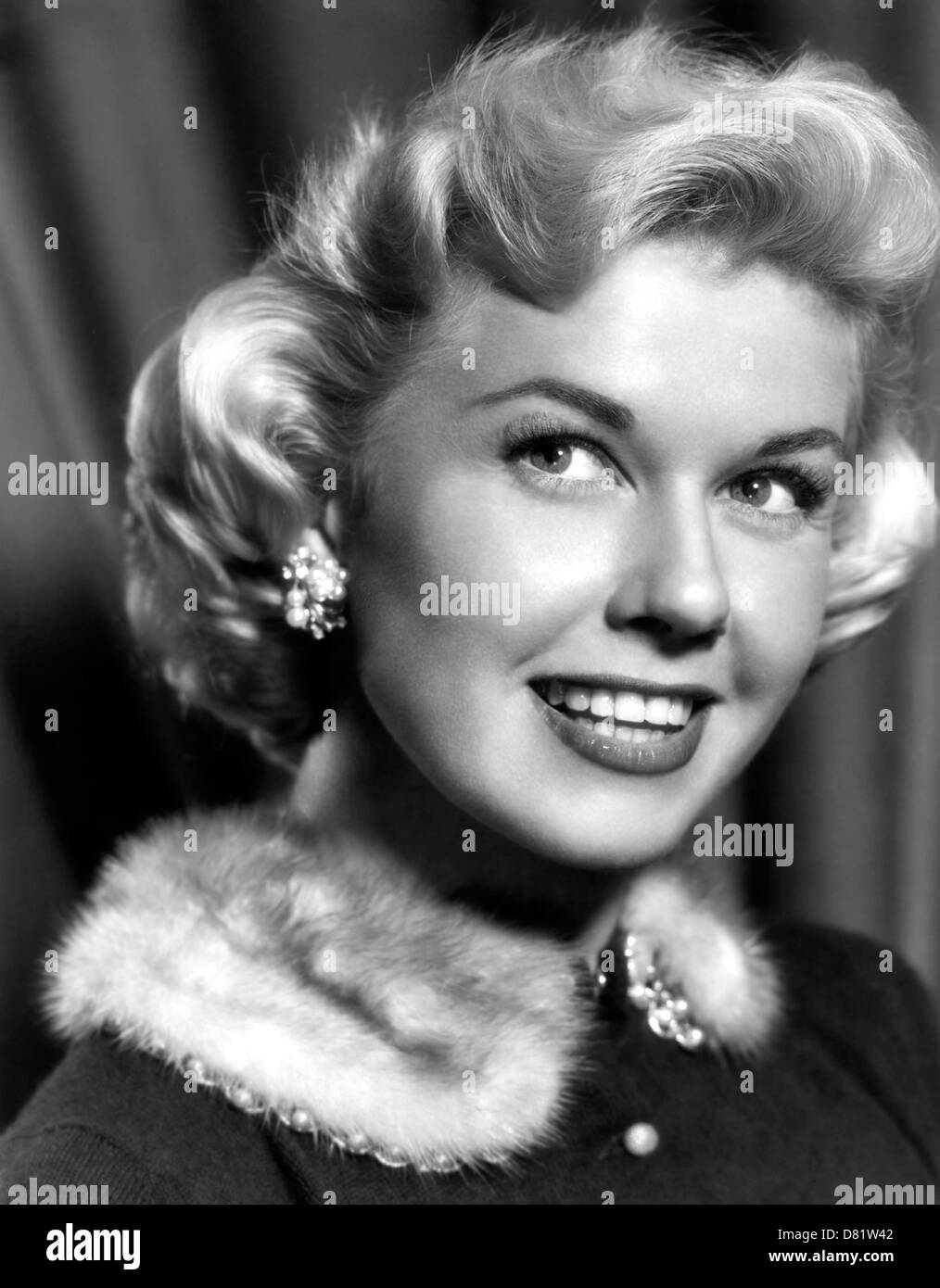 Light silvery moon doris day hi-res stock photography and images - Alamy