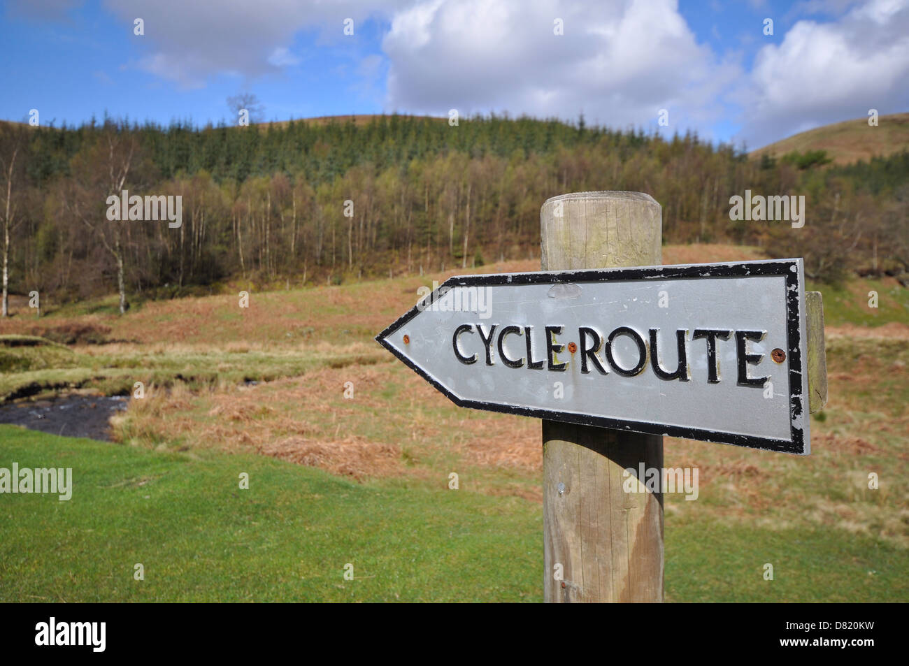 Cycle route signpost Stock Photo - Alamy