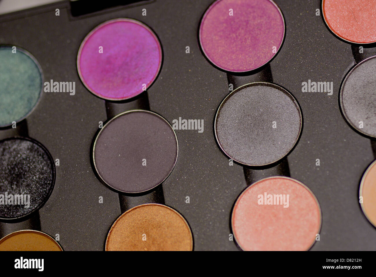 A pallet of facial make-up Stock Photo - Alamy