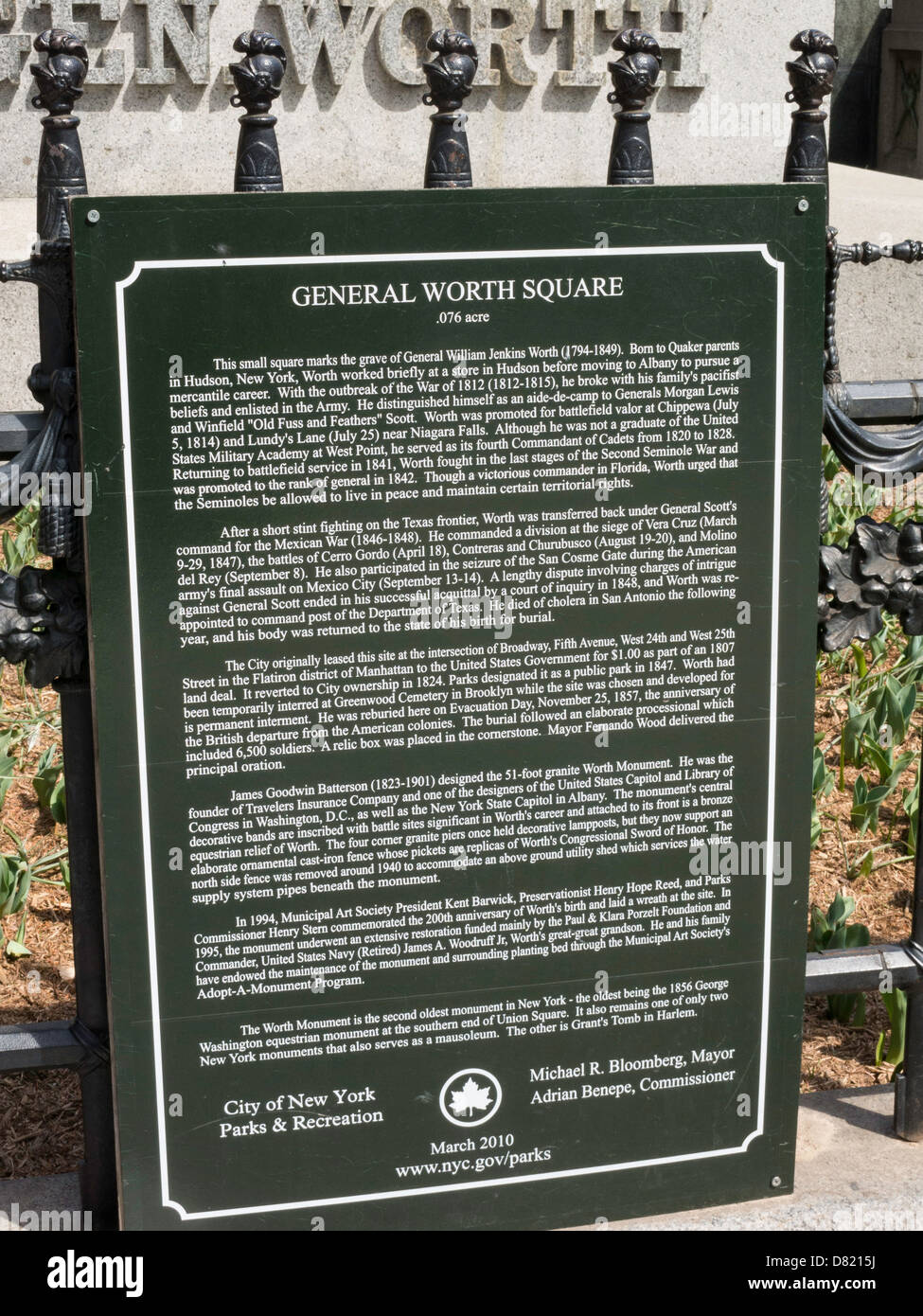 General Worth monument, Fifth Avenue and 25th Street, NYC Stock Photo ...