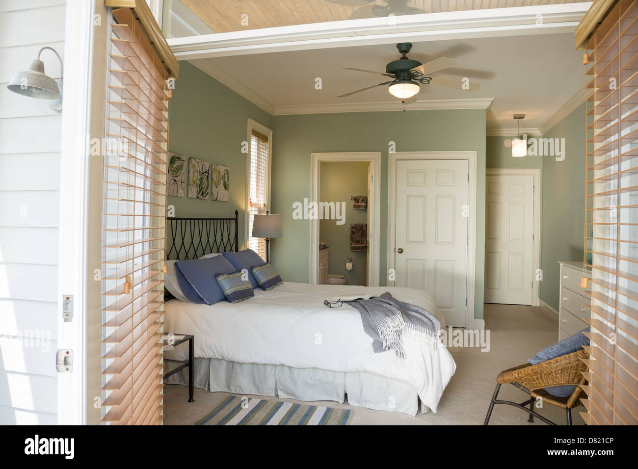 Inviting Bedroom Interior, USA Stock Photo - Alamy