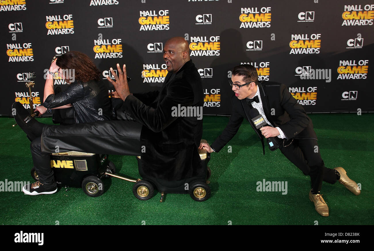 Jackson Rogow and Shaquille O'Neal 2012 Cartoon Network Hall of Game ...