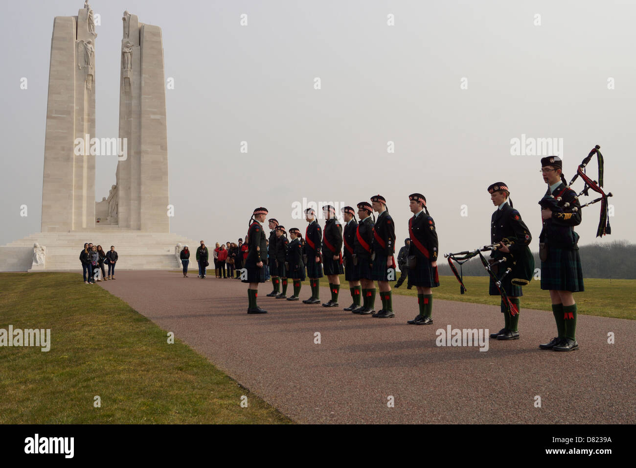 Canadian soldiers vimy ridge hi-res stock photography and images - Alamy