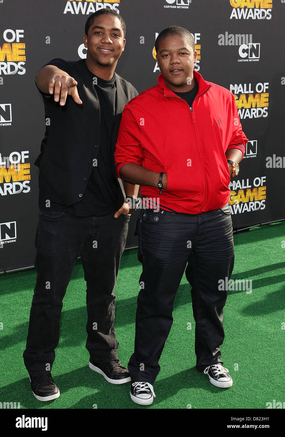 Christopher Massey and Kyle Massey 2012 Cartoon Network Hall of Game ...