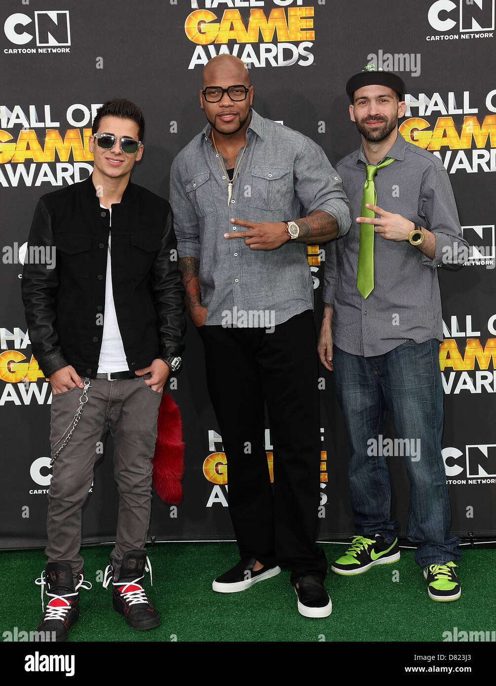 Tyler Medeiros, Flo Rida, and guest 2012 Cartoon Network Hall of Game ...