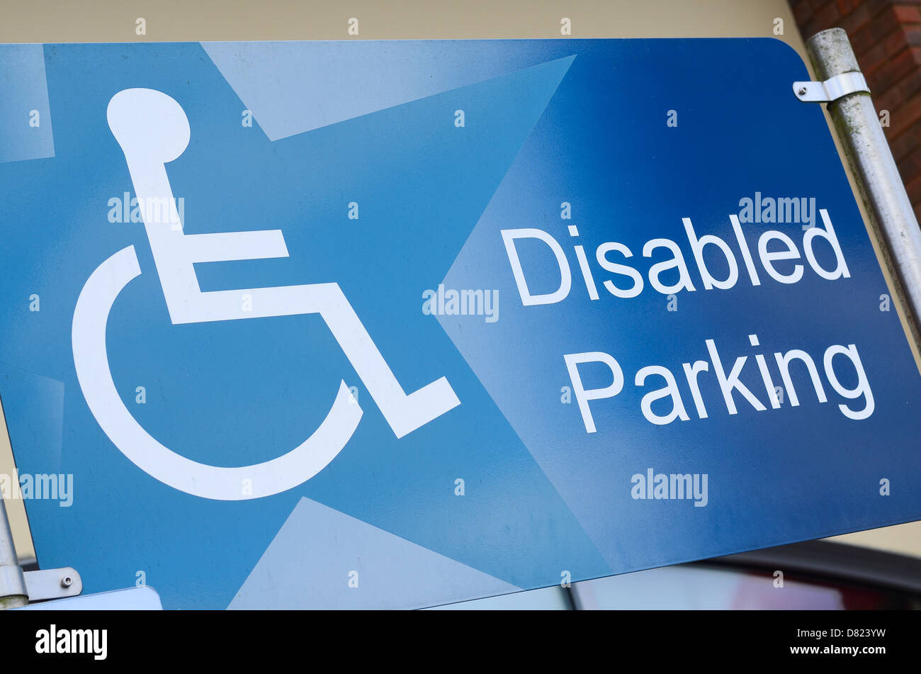 Disabled parking sign Stock Photo - Alamy