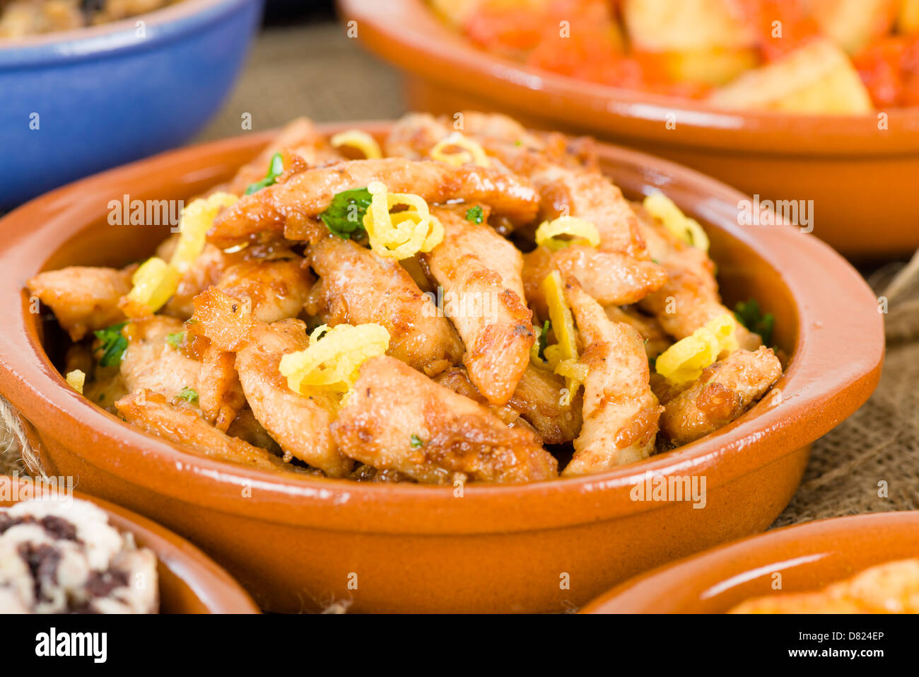 Pollo Al Ajillo Tapa