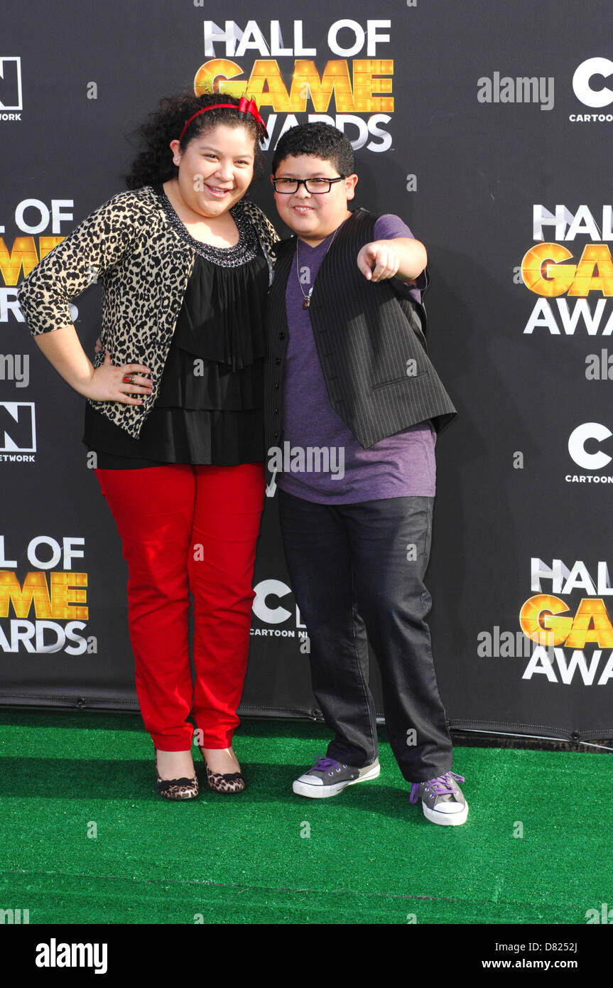 Rico Rodriguez, Renee Rodriguez The 2012 Cartoon Network Hall of Game ...