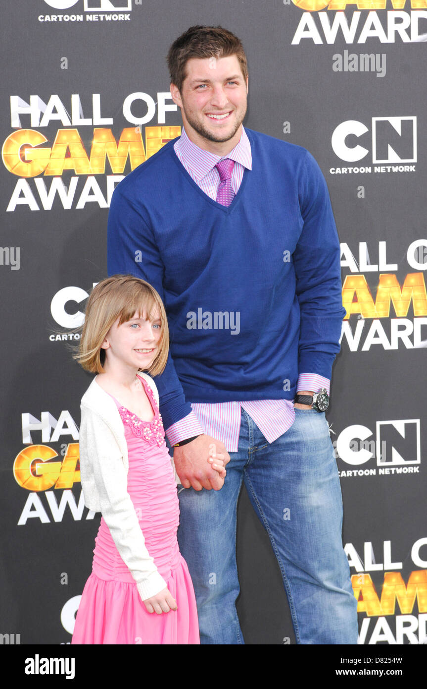 Tim Tebow, Presley Collins The 2012 Cartoon Network Hall of Game Awards ...