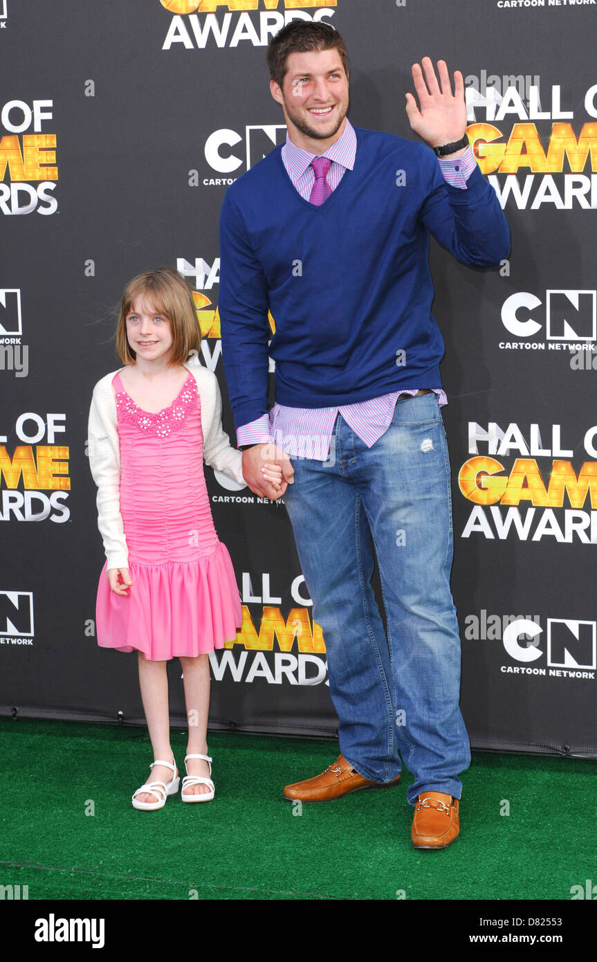 Tim Tebow, Presley Collins The 2012 Cartoon Network Hall of Game Awards ...
