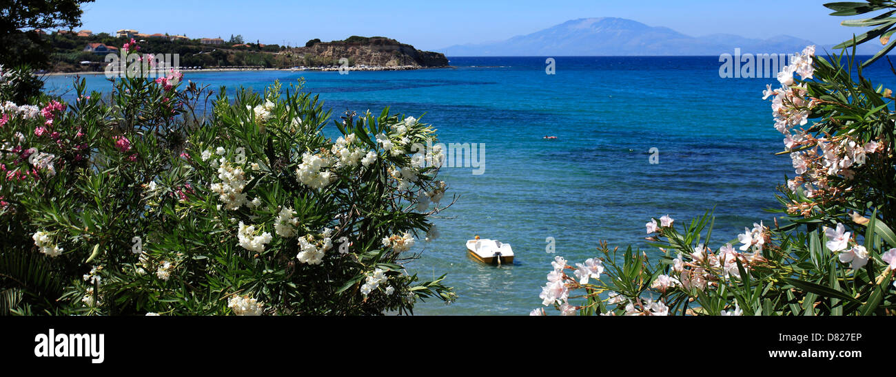 View of the sweeping beach bay at Tsilivi town, Zakynthos Island, Zante ...
