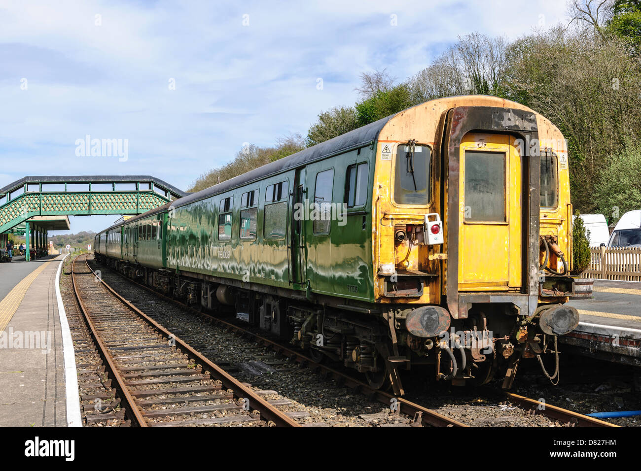 Devon train station hi-res stock photography and images - Alamy