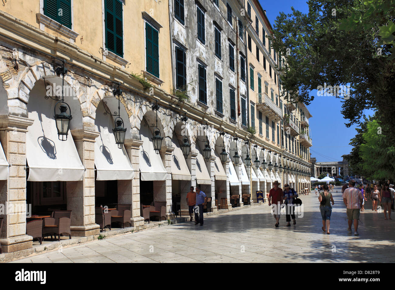 The Liston Arcade, Old Town, Corfu Town, Corfu Island, Greece, Europe ...