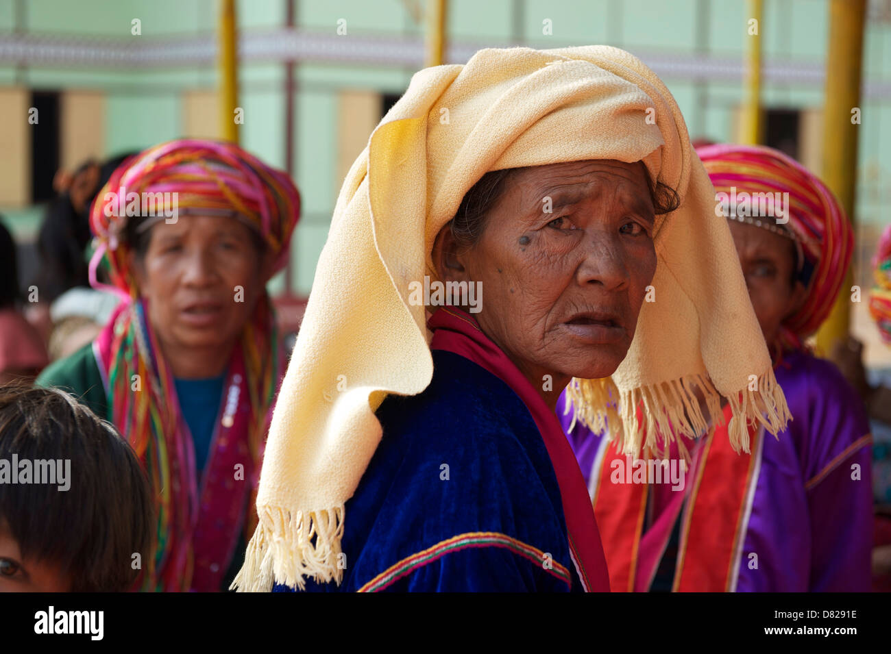 indigenous people in Shan state Stock Photo - Alamy