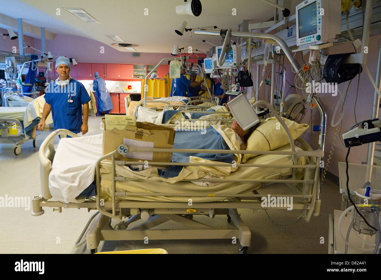 Anaesthetic Recovery Room High Resolution Stock Photography and Images ...