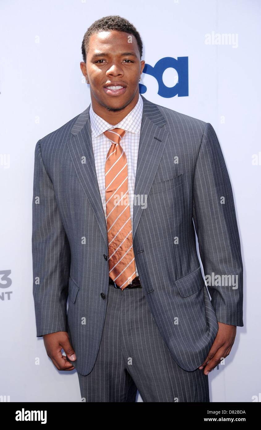 New York, USA. 16th May 2013. Ray Rice at arrivals for USA Network 2013 ...
