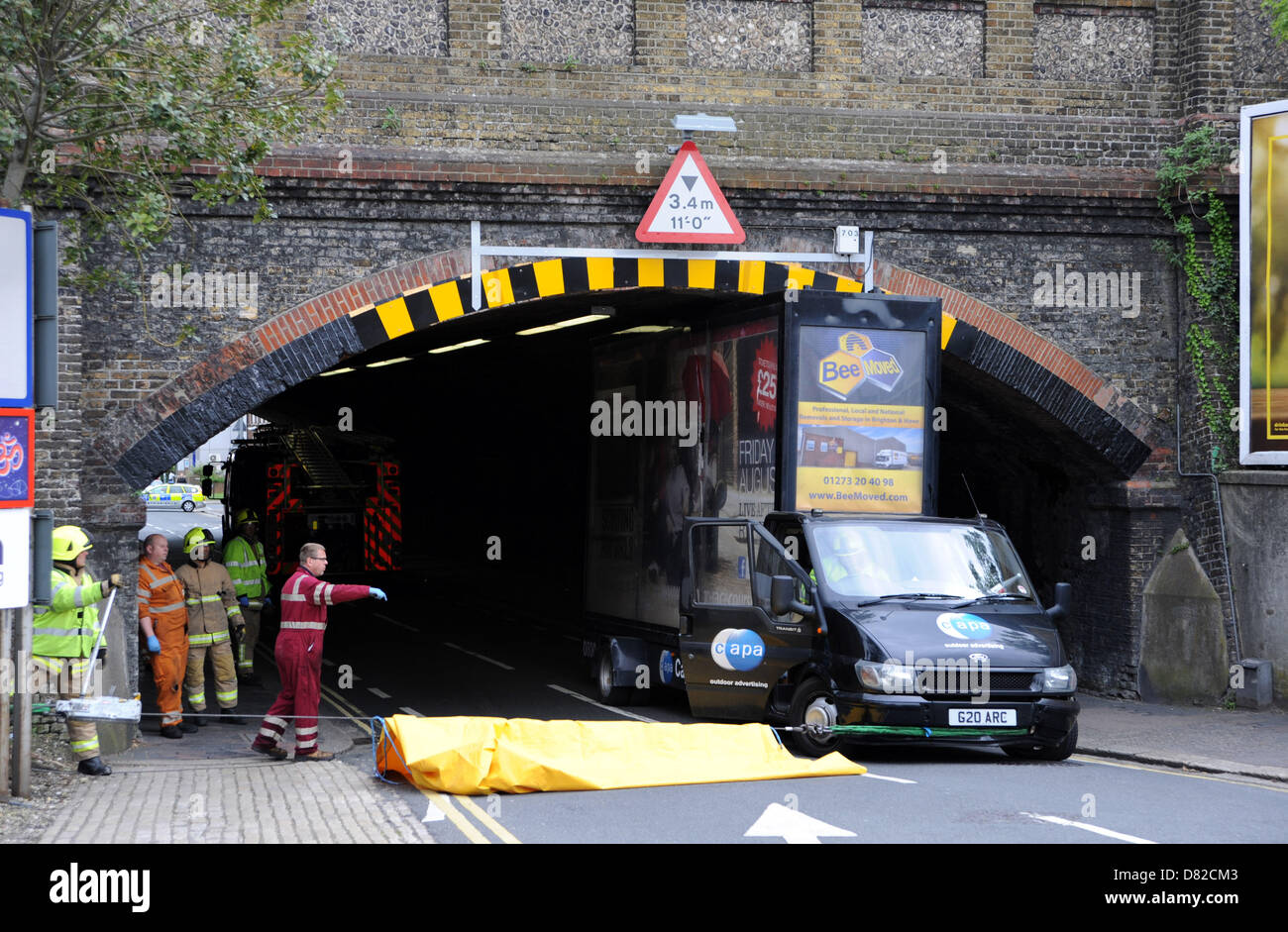 Truck stuck in tunnel hi-res stock photography and images - Alamy