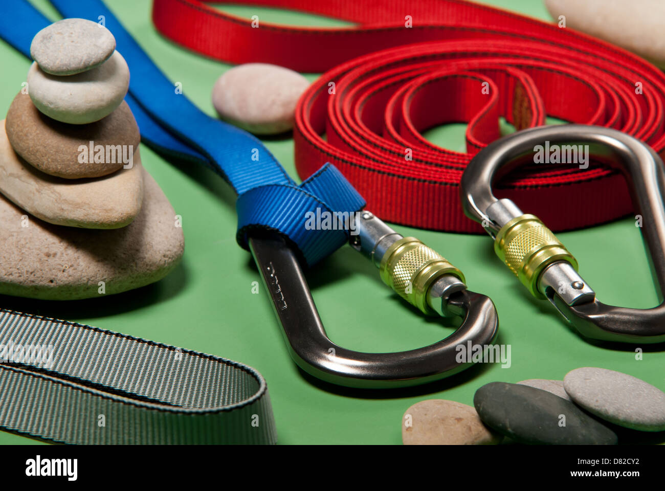 Link and ring hi-res stock photography and images - Alamy