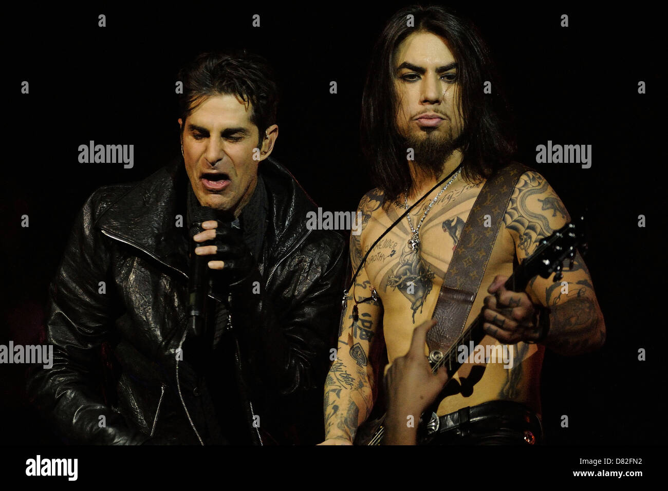 Perry Farrell and Dave Navarro Jane's Addiction performing on stage at ...