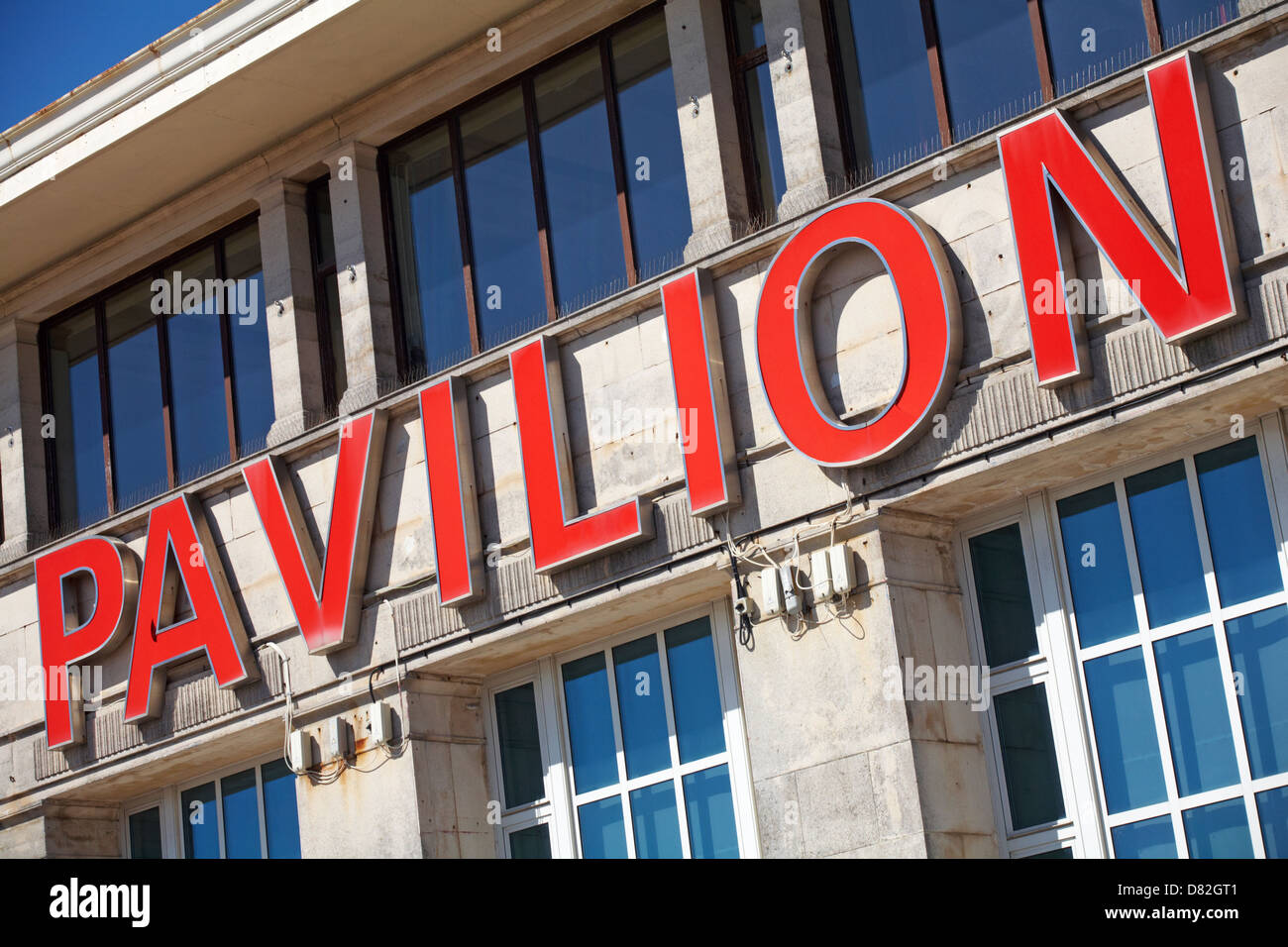 Pavilion theatre sign hi-res stock photography and images - Alamy