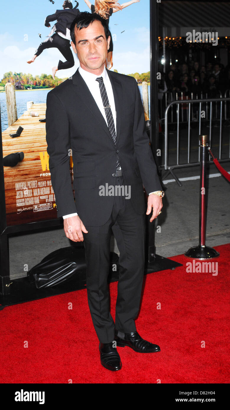 Justin Theroux The 'Wanderlust' world premiere at the Village Theater ...