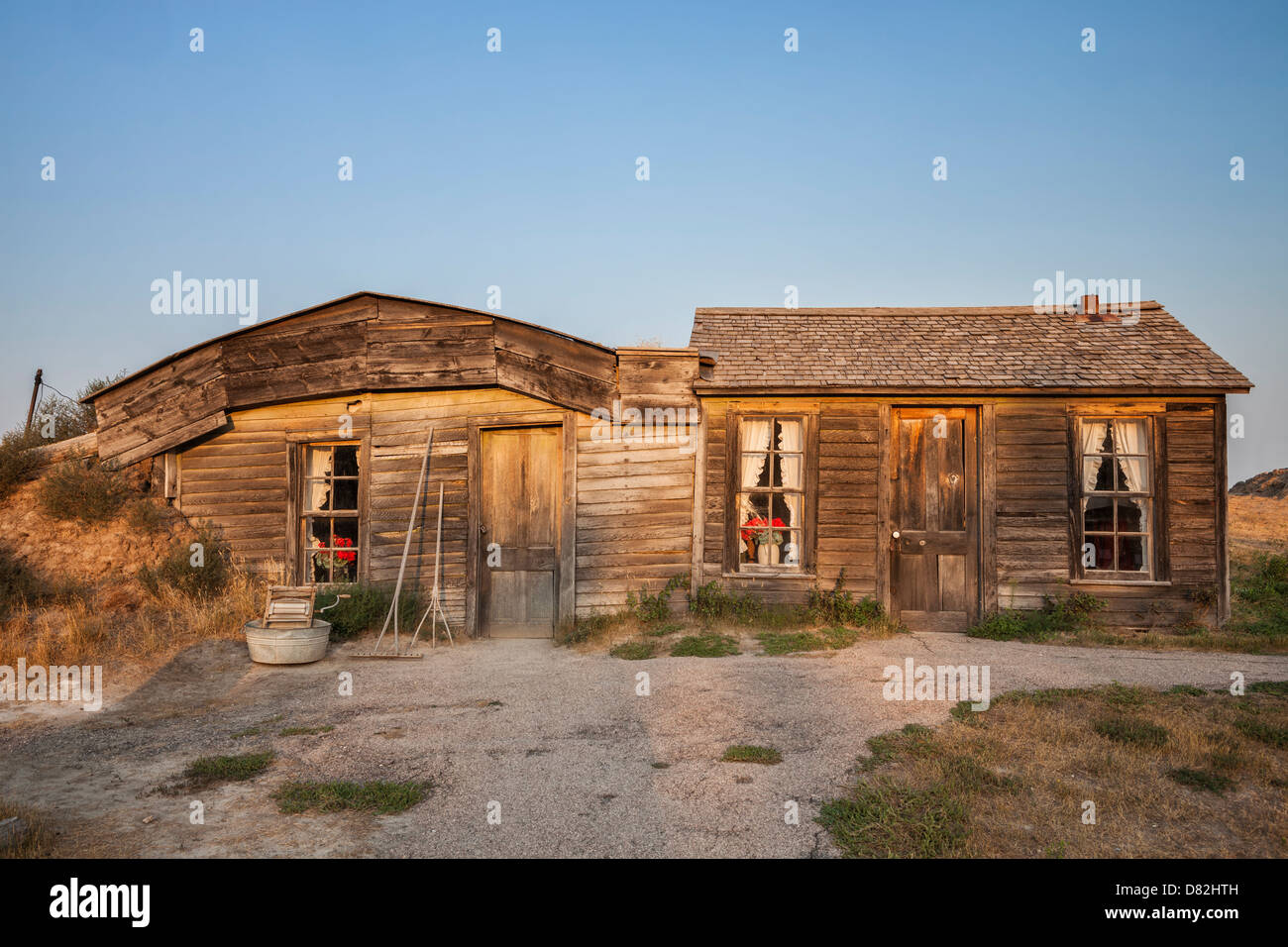 Prairie homestead hi-res stock photography and images - Alamy