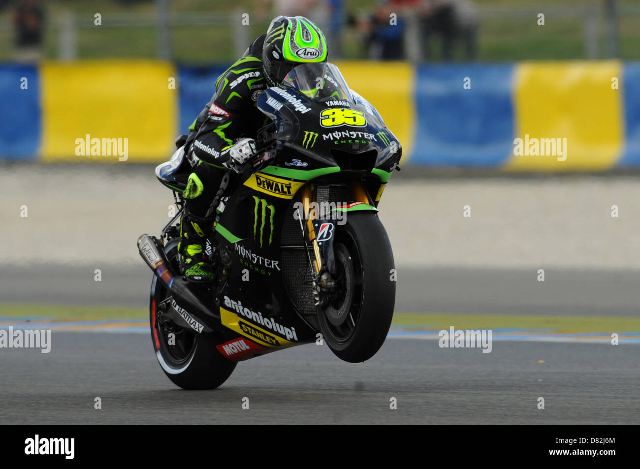 Moto plus hi-res stock photography and images - Alamy