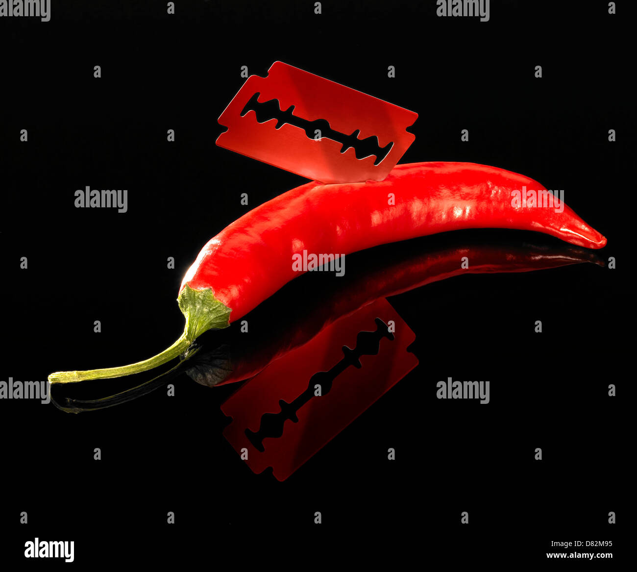 Razor pod hi-res stock photography and images - Alamy