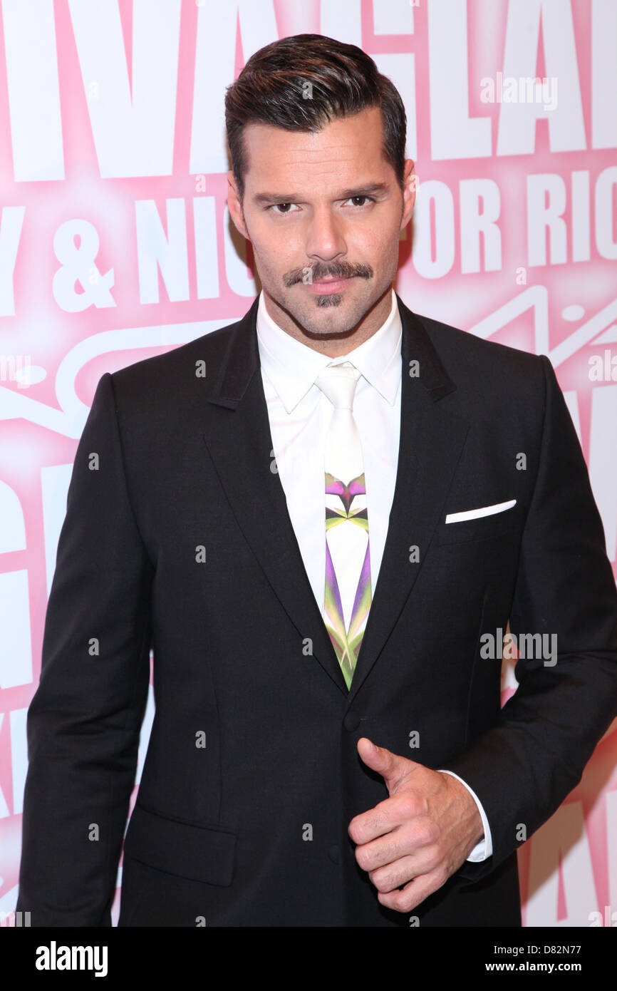 Ricky Martin the MAC Cosmetics Viva Glam Party at Stage 37 New York ...