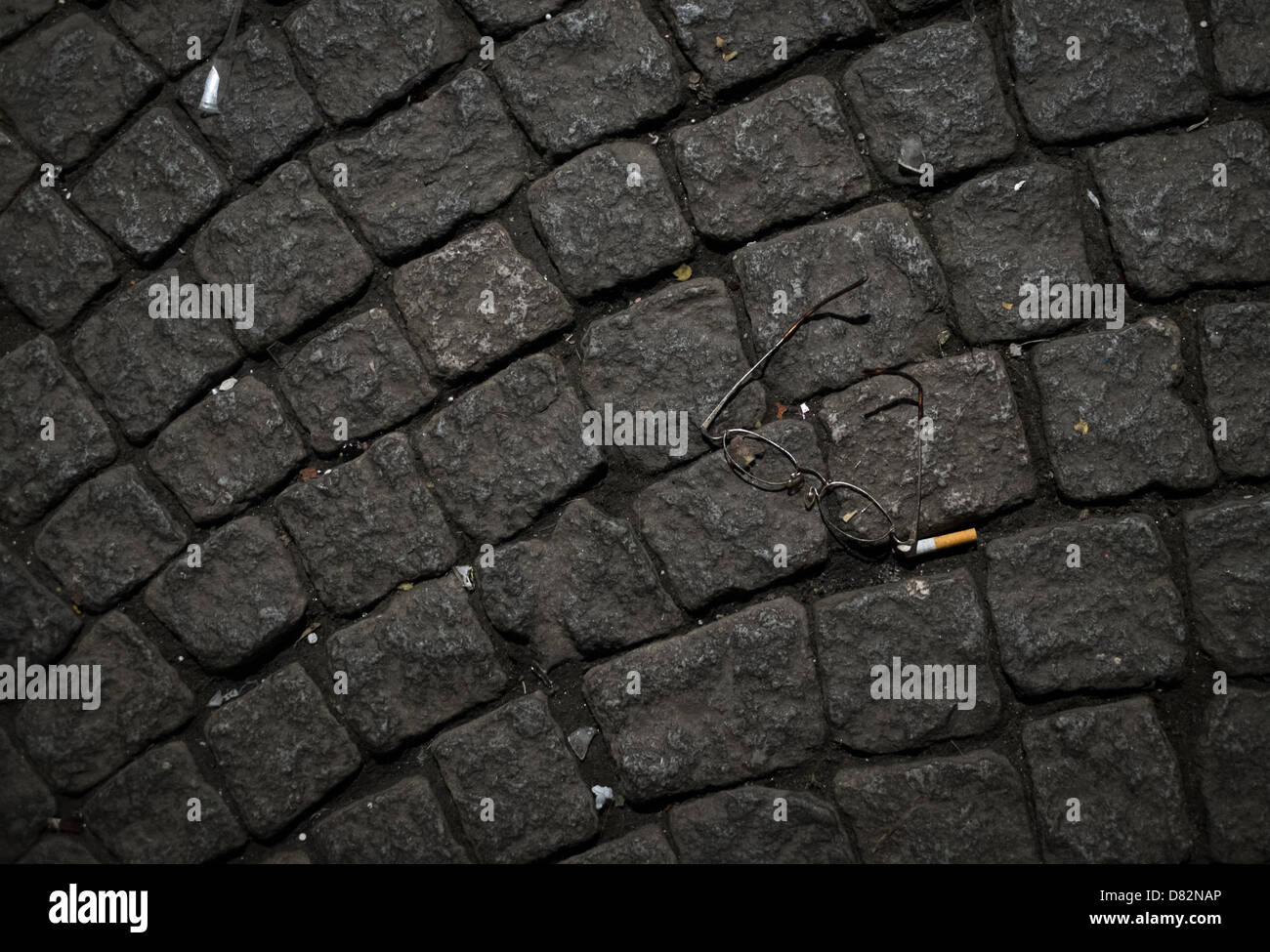 Glasses mess hi-res stock photography and images - Alamy