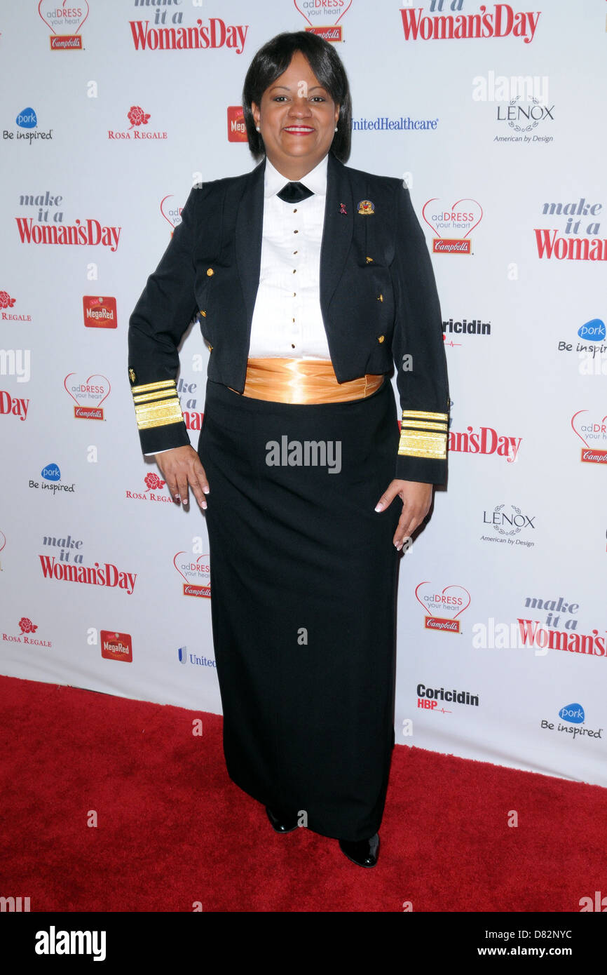 Dr regina benjamin hi-res stock photography and images - Alamy